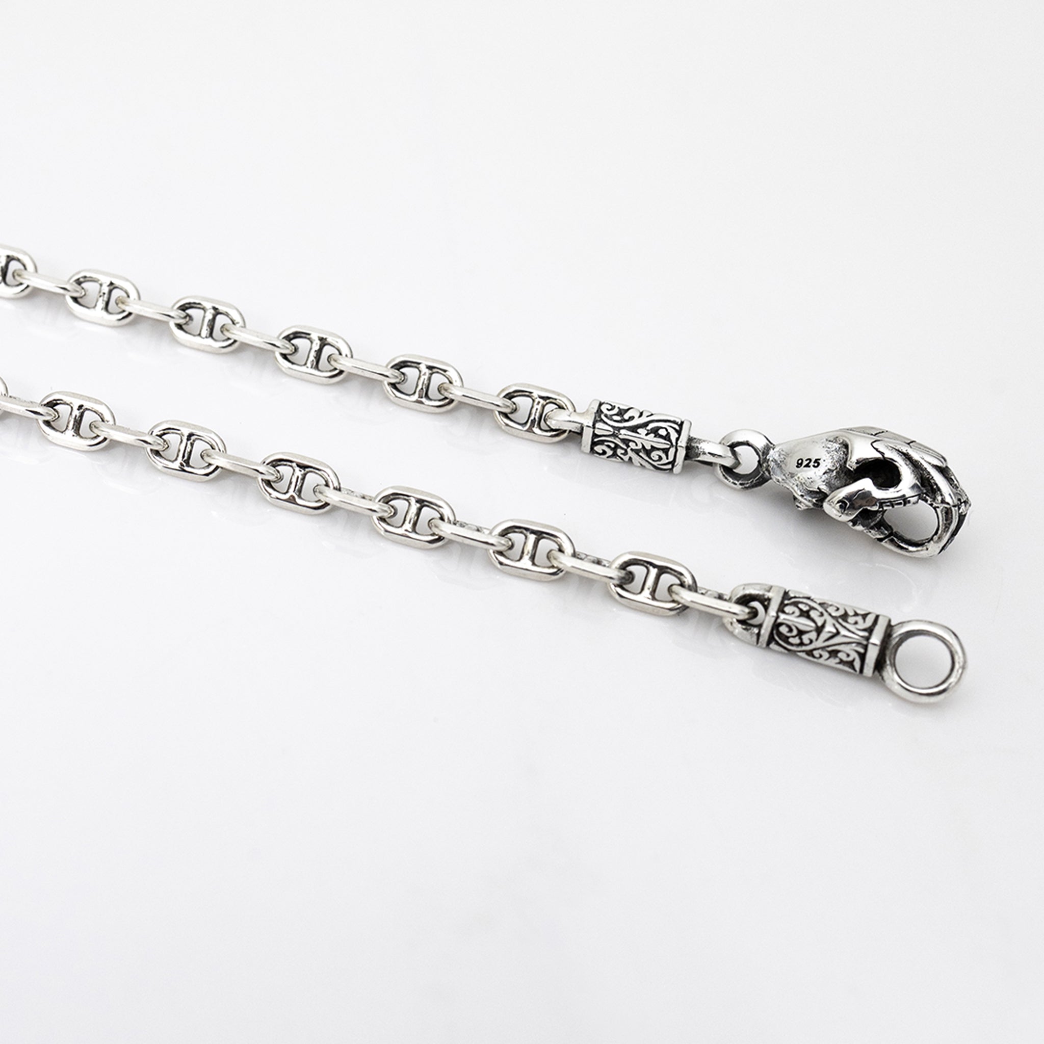 Saber Toothed Tiger Charm Lock Necklace – ZOCALO JAPAN OFFICIAL WEB SITE