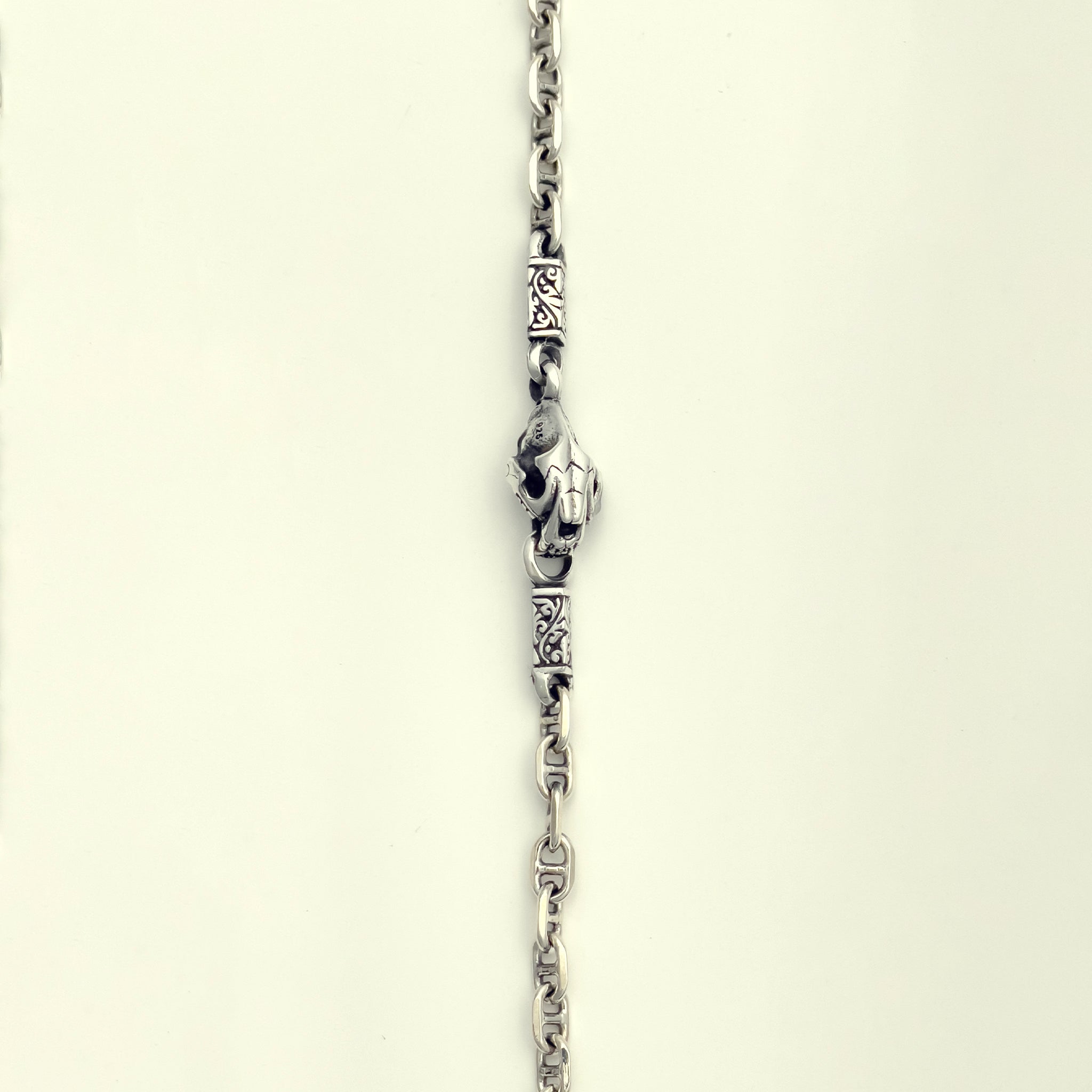 Saber Toothed Tiger Charm Lock Necklace – ZOCALO JAPAN OFFICIAL WEB SITE